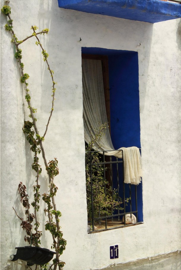 35 World's Most Beautiful Balconies