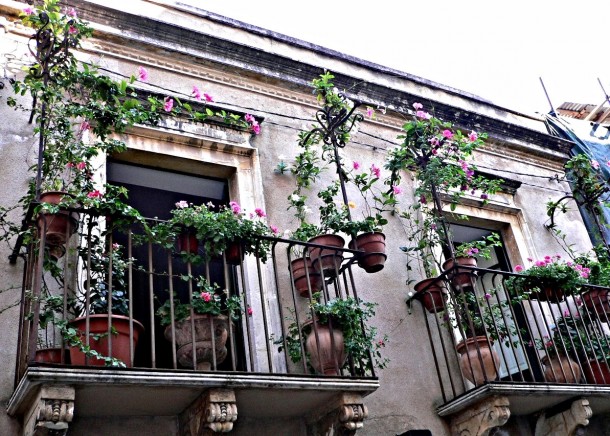 35 World's Most Beautiful Balconies