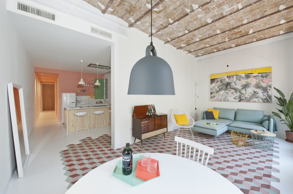 Colorful Apartment in Barcelona