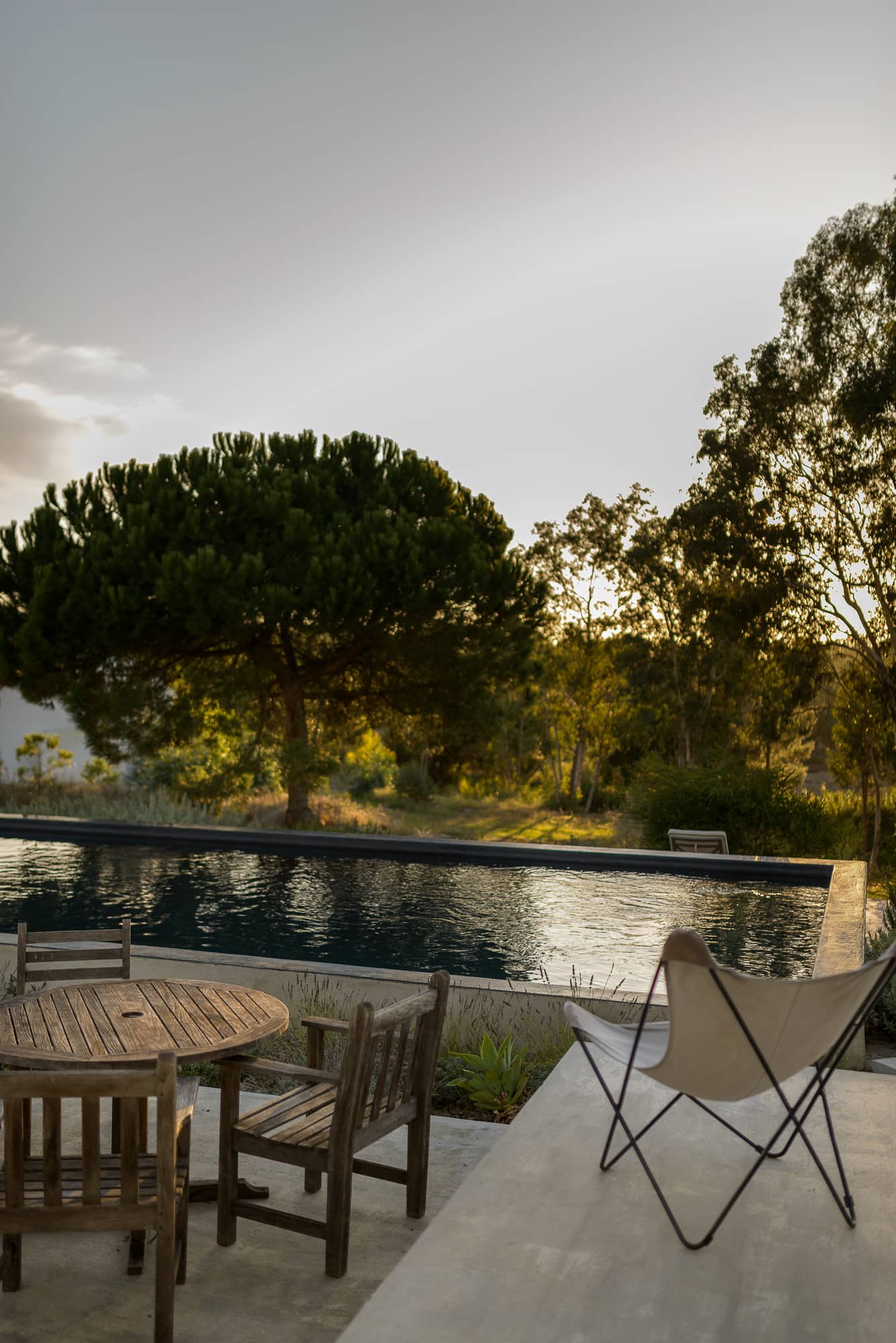 Enter Arquitectura Converts an Old Warehouse Into a Family Home